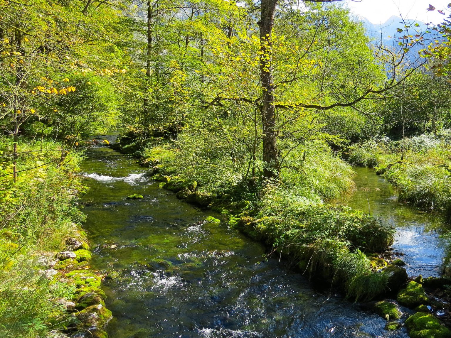 L’antica leggenda del fiume Aniene. L'antica leggenda del fiume Aniene ...